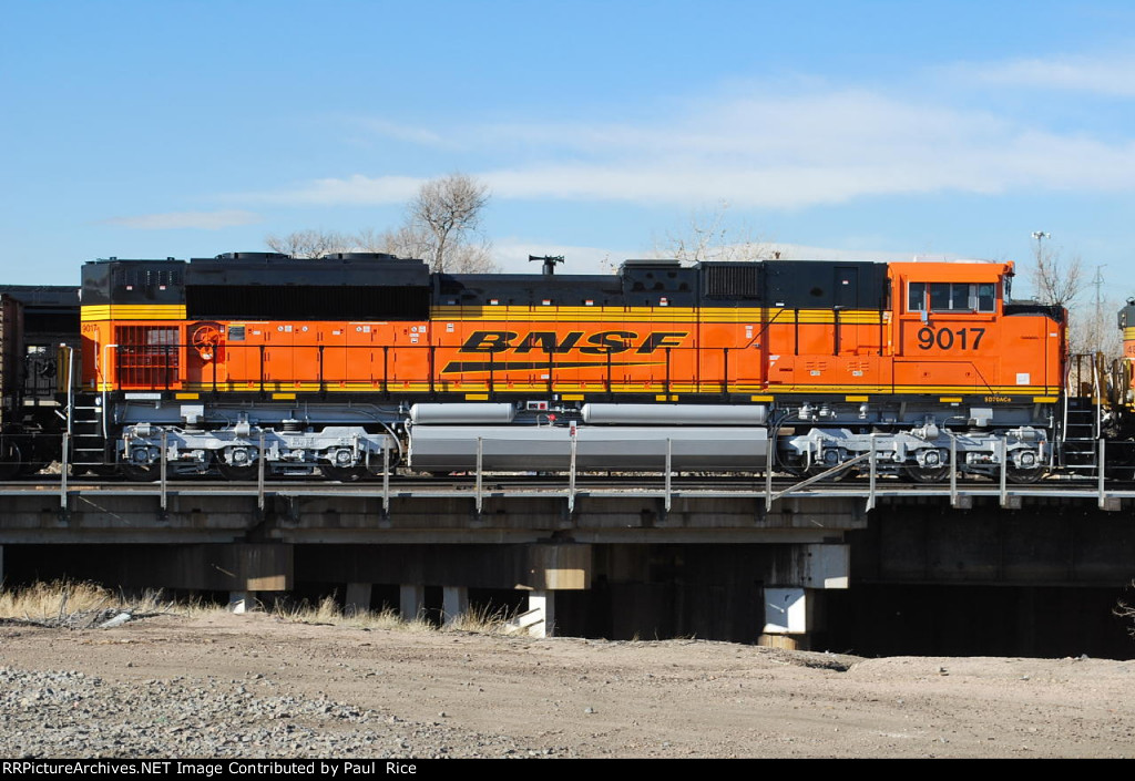 BNSF 9017